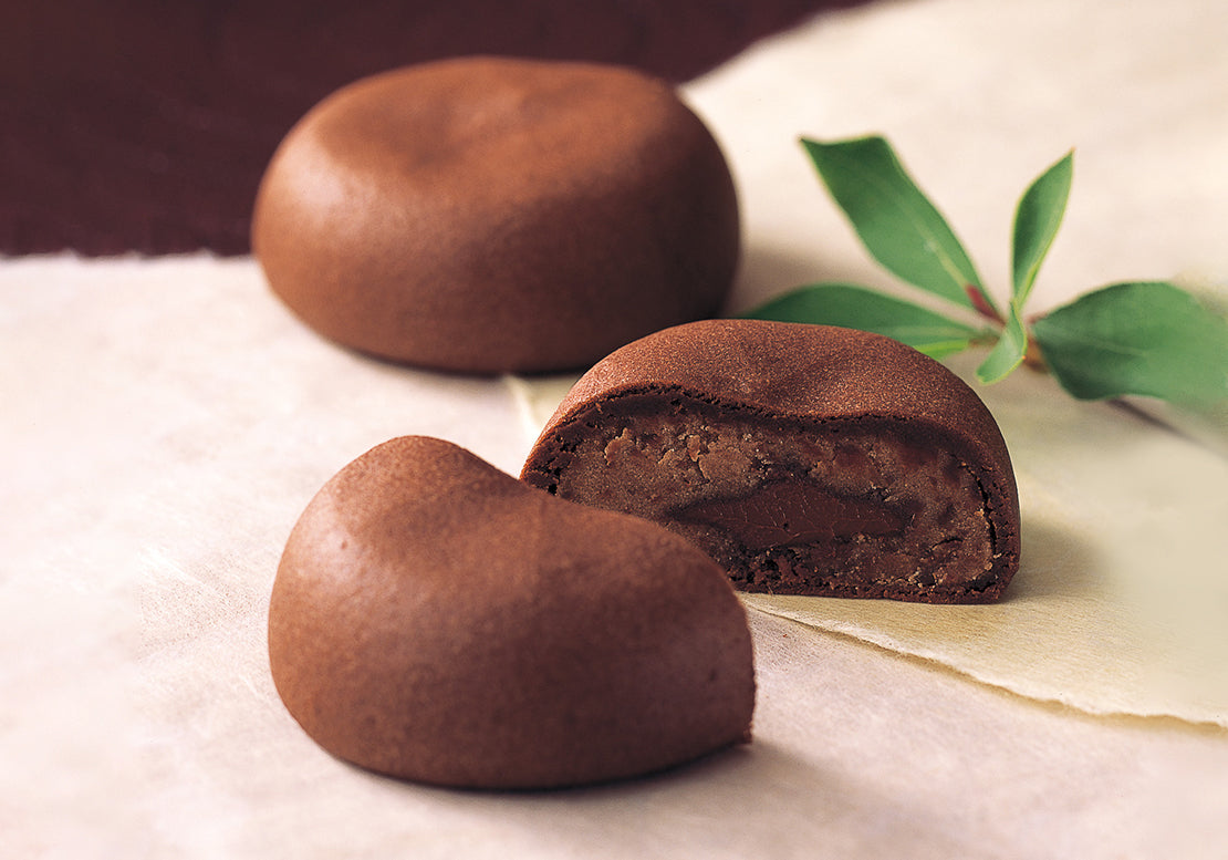 Vulcanpost – 8 indulgent, luxurious mooncake offerings you can get in ...